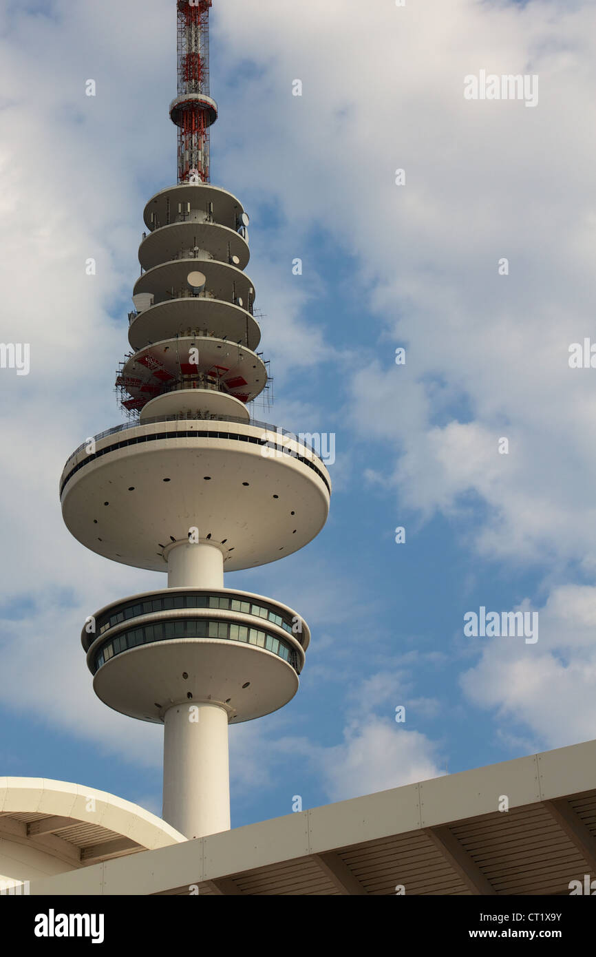 The tv tower of Hamburg, Germany, rises behind the roof of the ...
