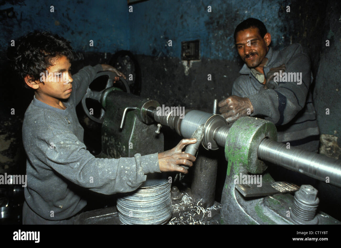 Machine shop activities hi-res stock photography and images - Alamy