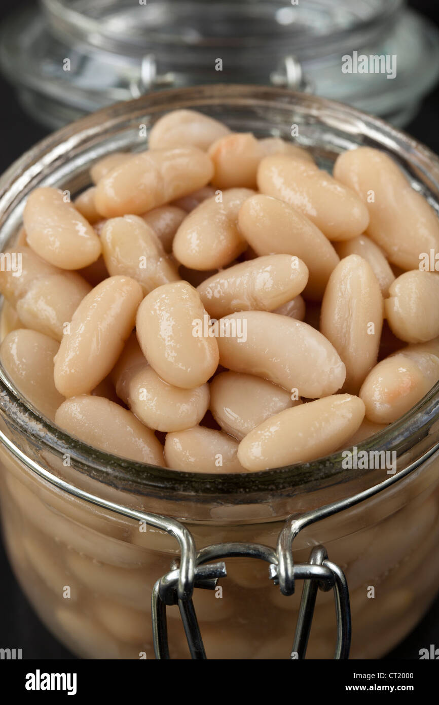 Cannellini beans hi-res stock photography and images - Alamy