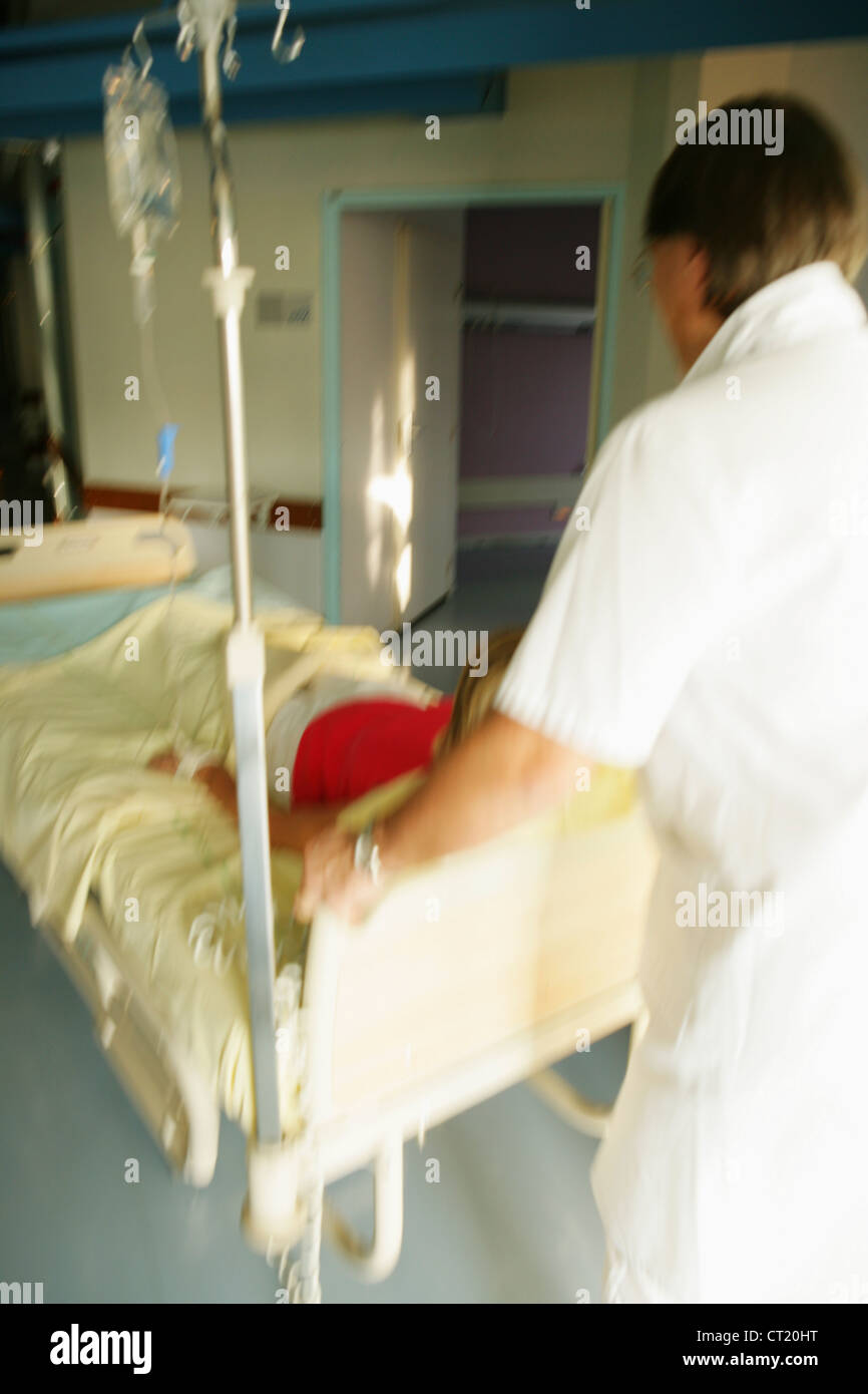 ELDERLY HOSP. PATIENT WITH NURSE Stock Photo - Alamy