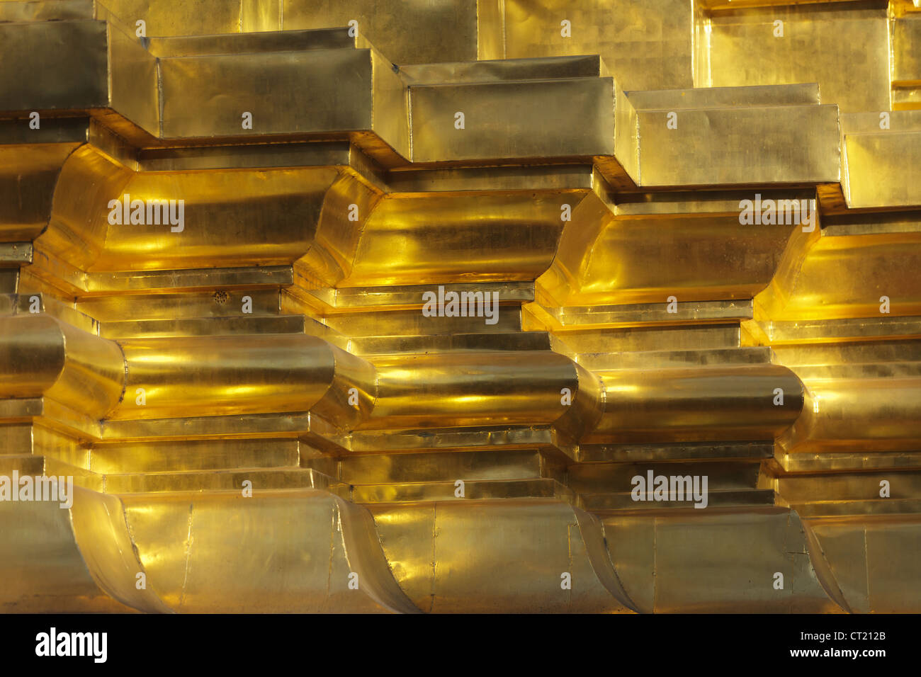 Abstract golden pattern hi-res stock photography and images - Alamy