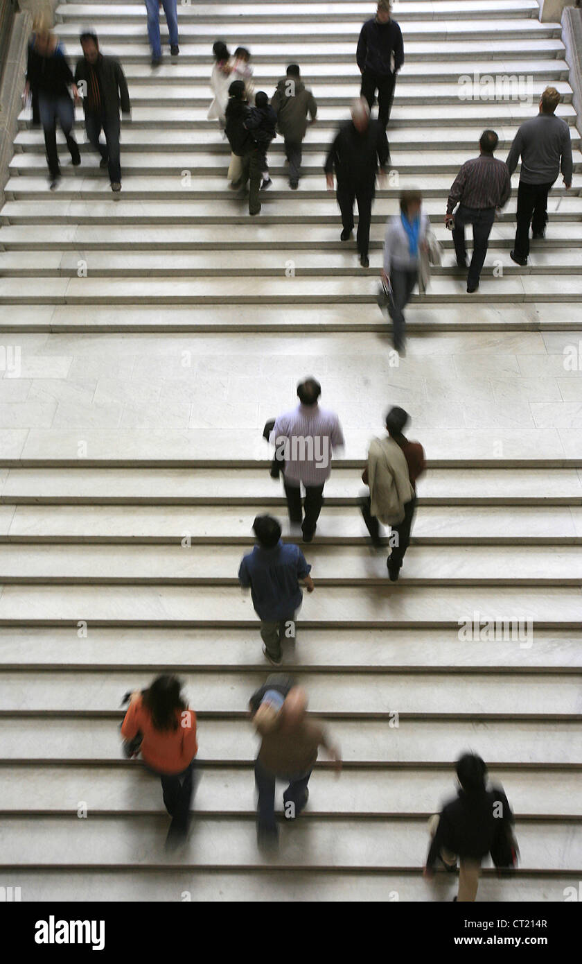 Crowd movements hi-res stock photography and images - Alamy