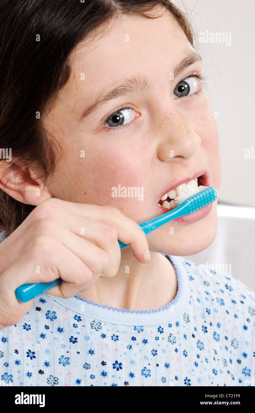 DENTAL HYGIENE, CHILD Stock Photo - Alamy