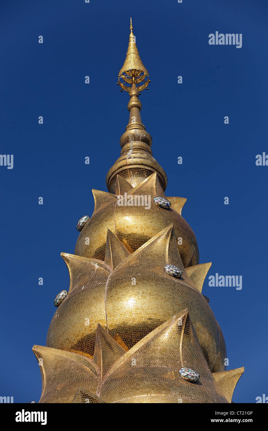 Golden spire hi-res stock photography and images - Alamy