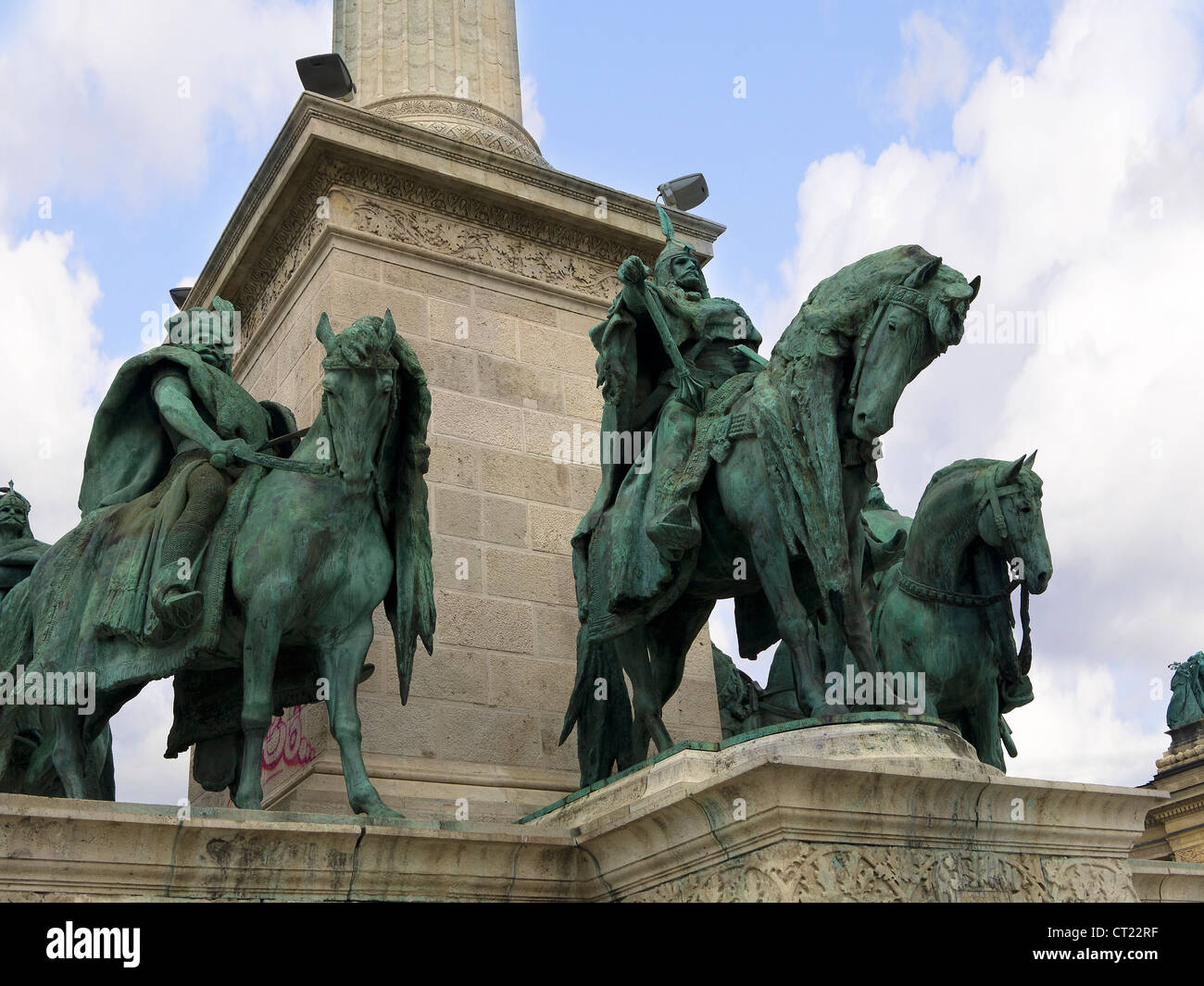 Bronze Statues in Heroes Square in Budapest Hungary Stock Photo - Alamy