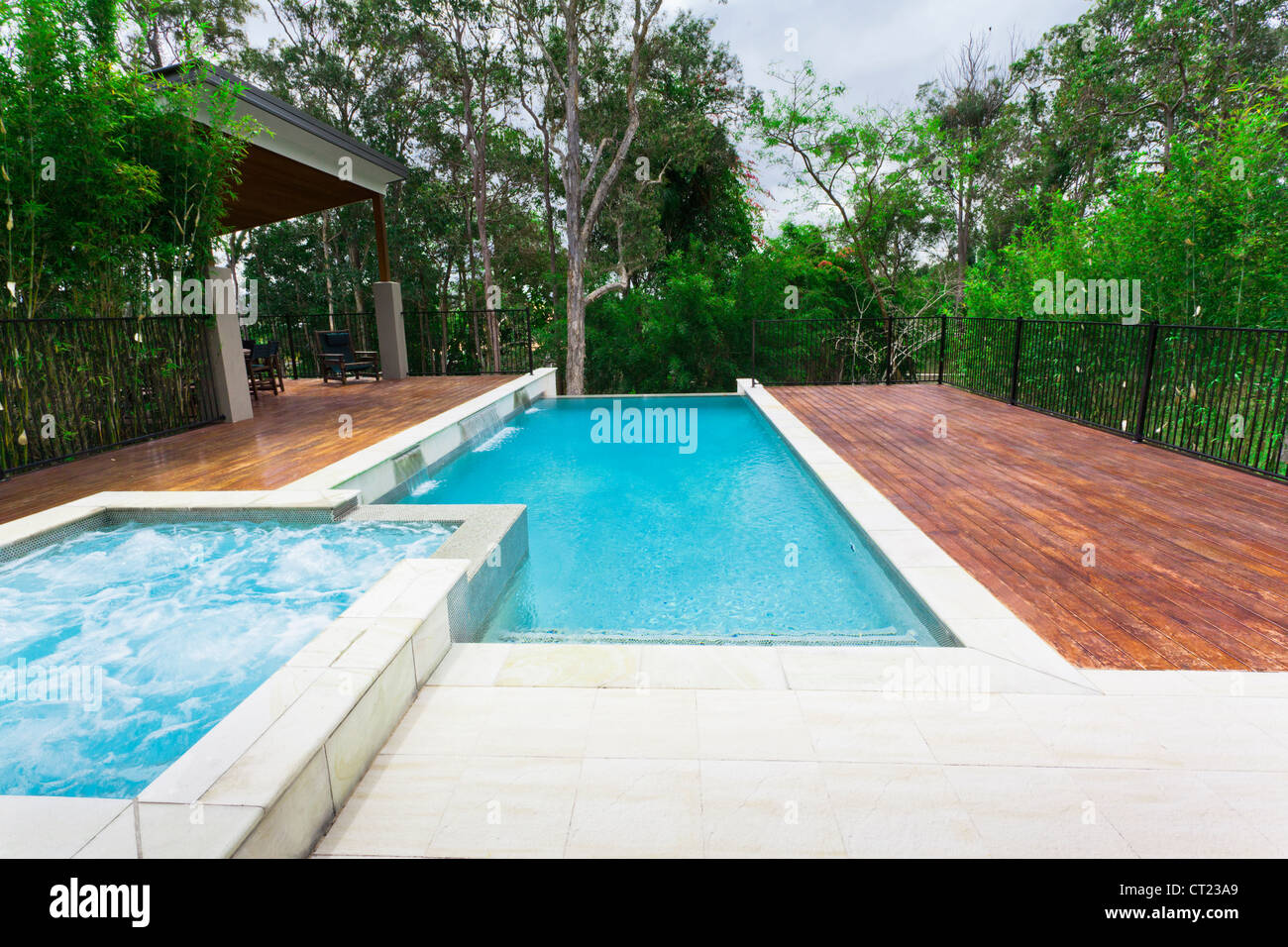 Australian house with swimming pool hi-res stock photography and images ...