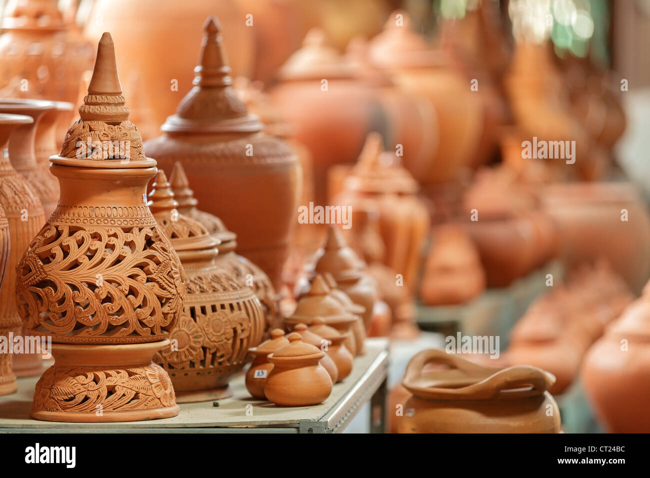 Thai traditional clay pottery in ko Kret island, thailand Stock Photo ...