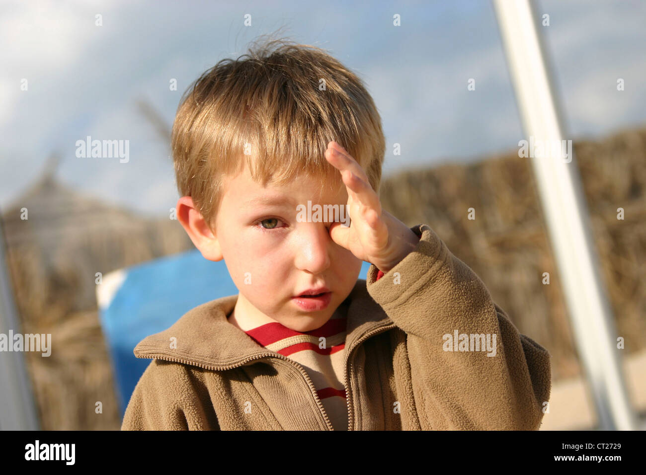 Crying 11 year old hi-res stock photography and images - Alamy