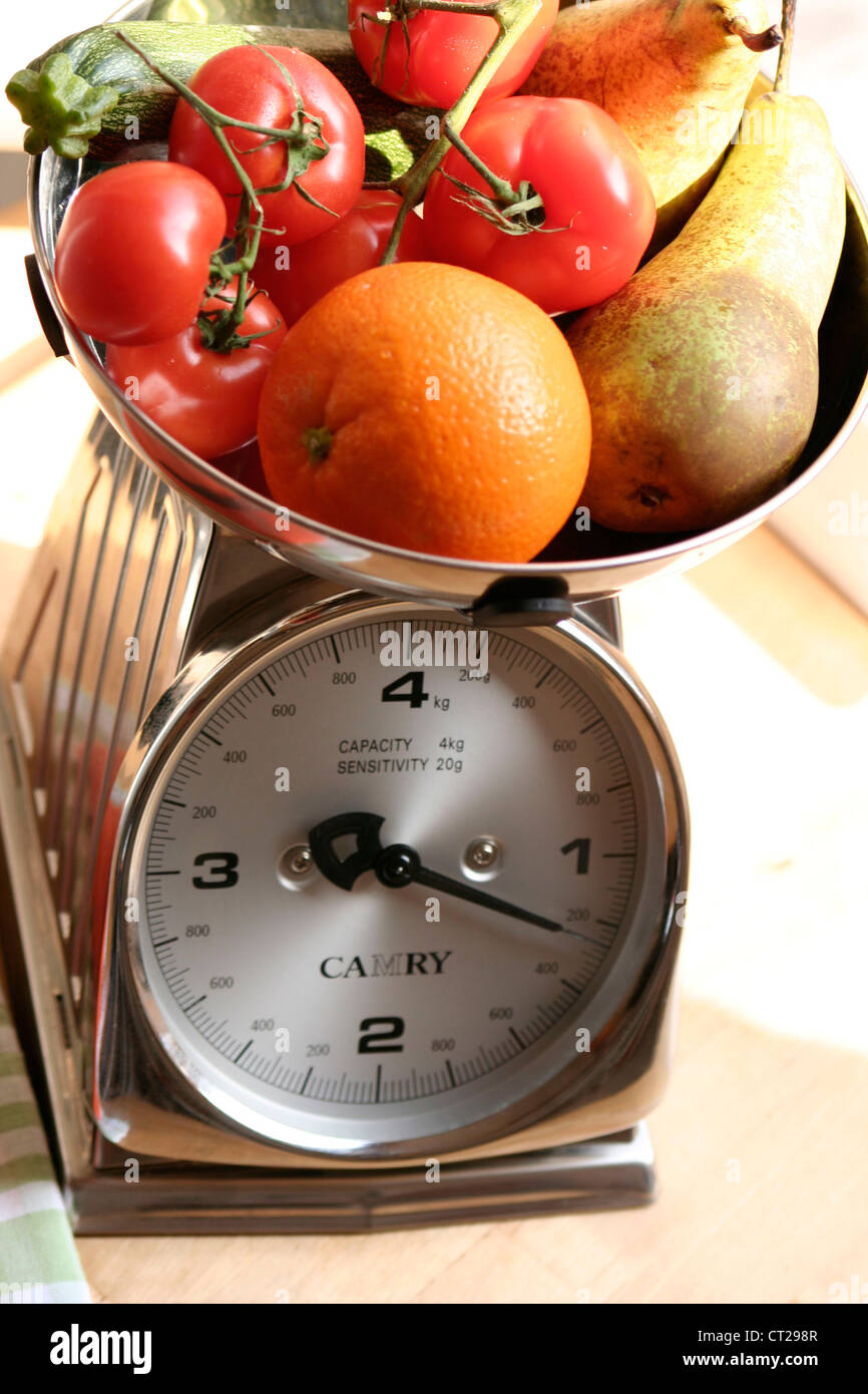 Balancing scale food hi-res stock photography and images - Alamy