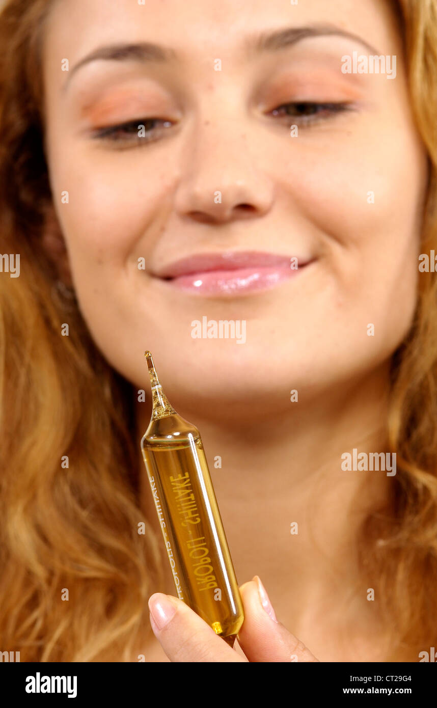 20 ampules hi-res stock photography and images - Alamy