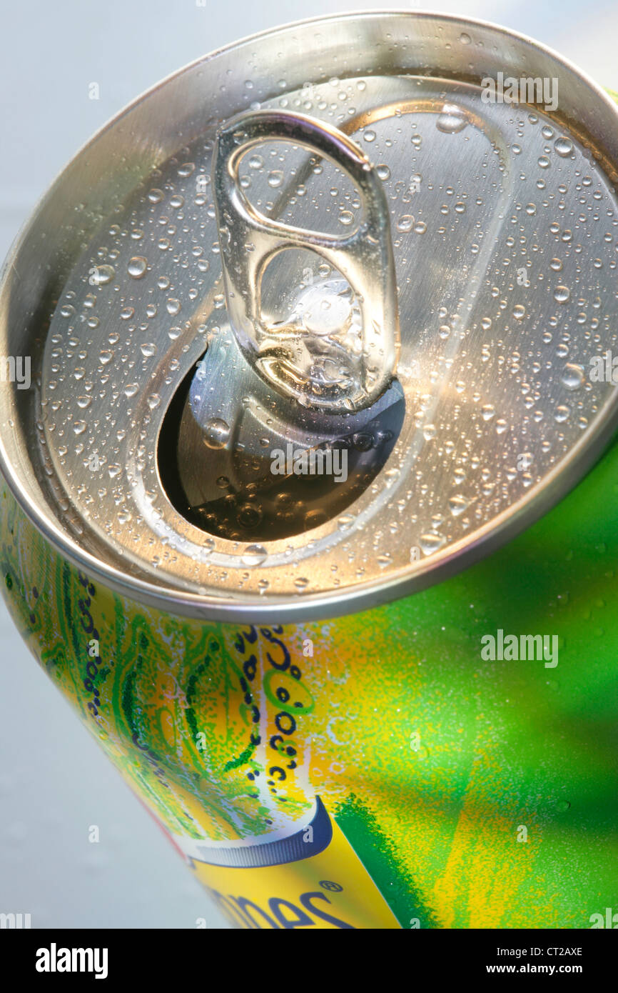 Coolness cans hi-res stock photography and images - Alamy