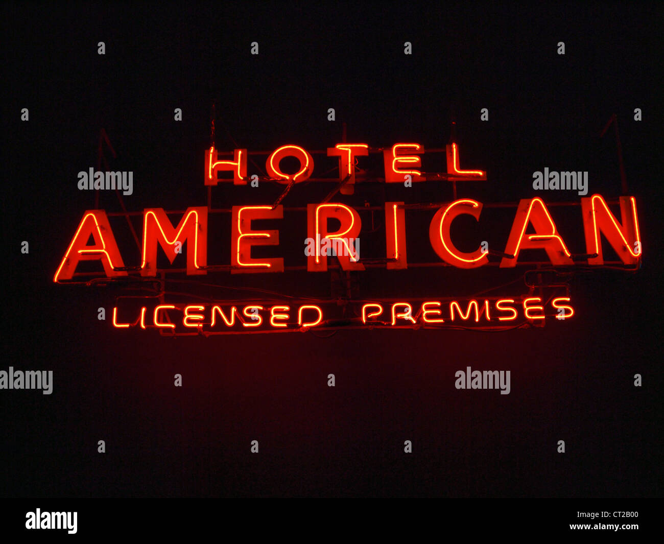 Hotel American neon sign Stock Photo - Alamy