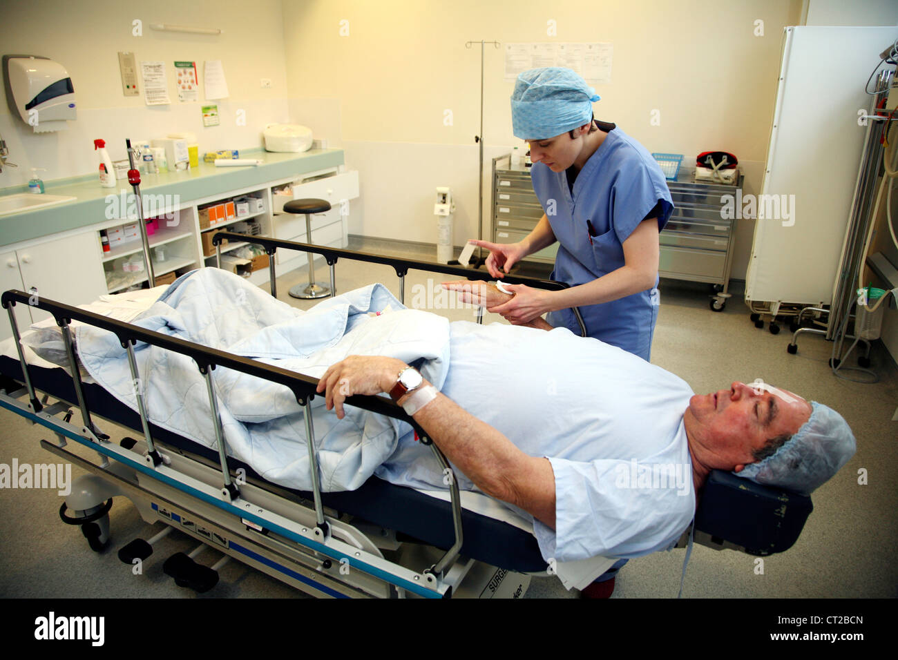 Outpatient Ward High Resolution Stock Photography and Images - Alamy