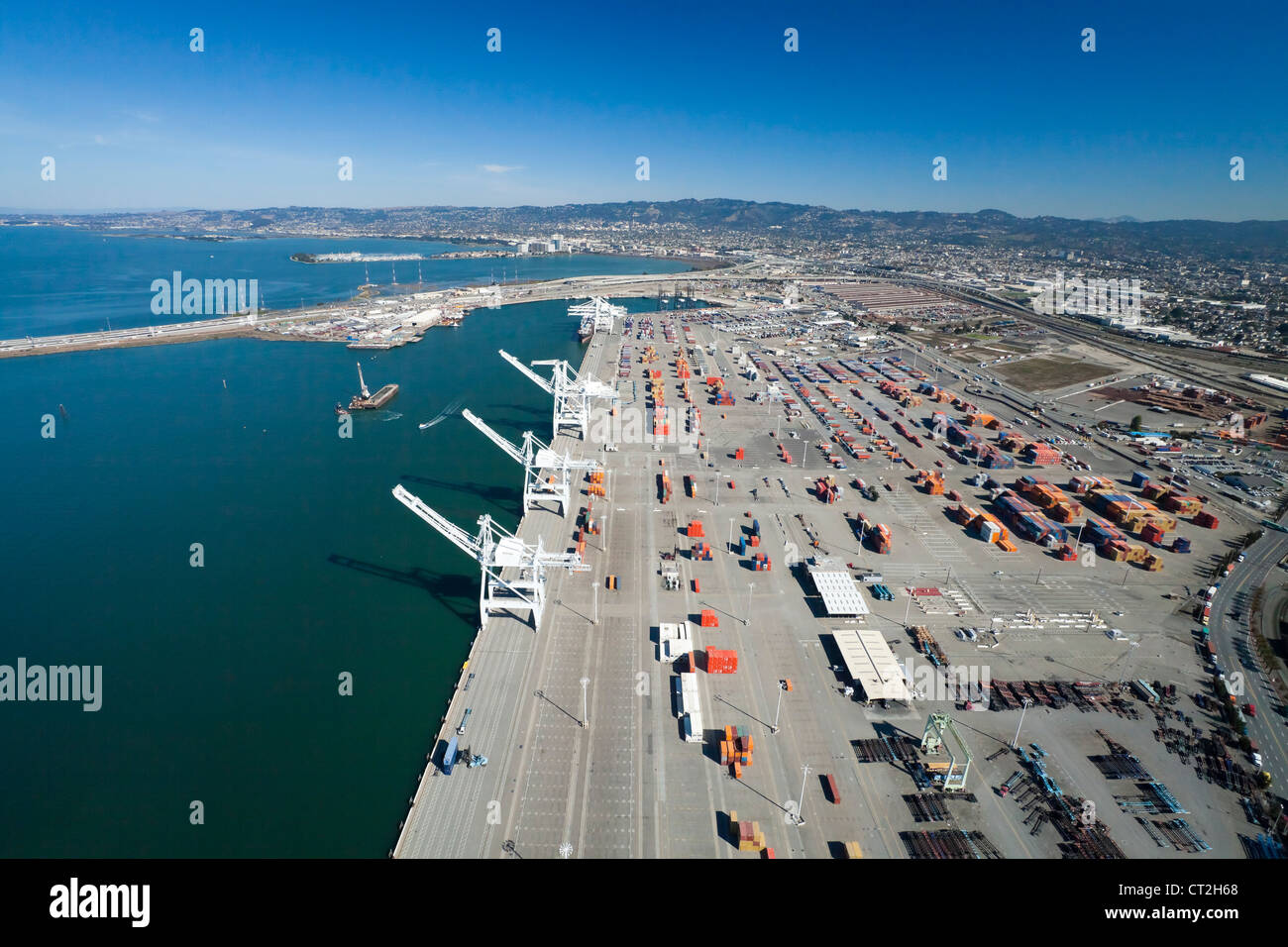 Aerial view of port of oakland hi-res stock photography and images - Alamy