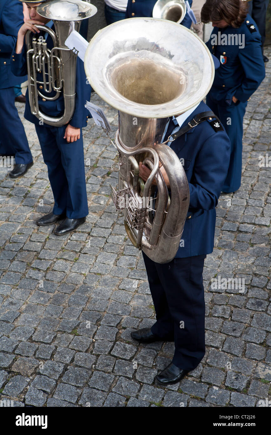 Man playing tuba player hi-res stock photography and images - Alamy
