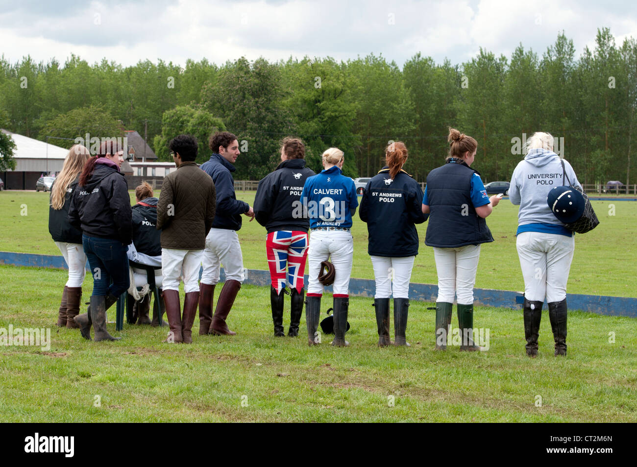 Spectators watching polo match hi-res stock photography and images - Alamy