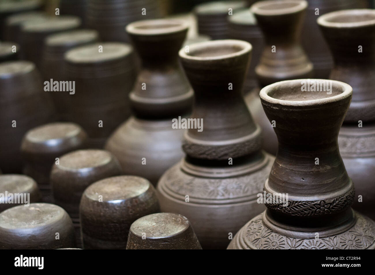 Ceramic showcase hi-res stock photography and images - Alamy
