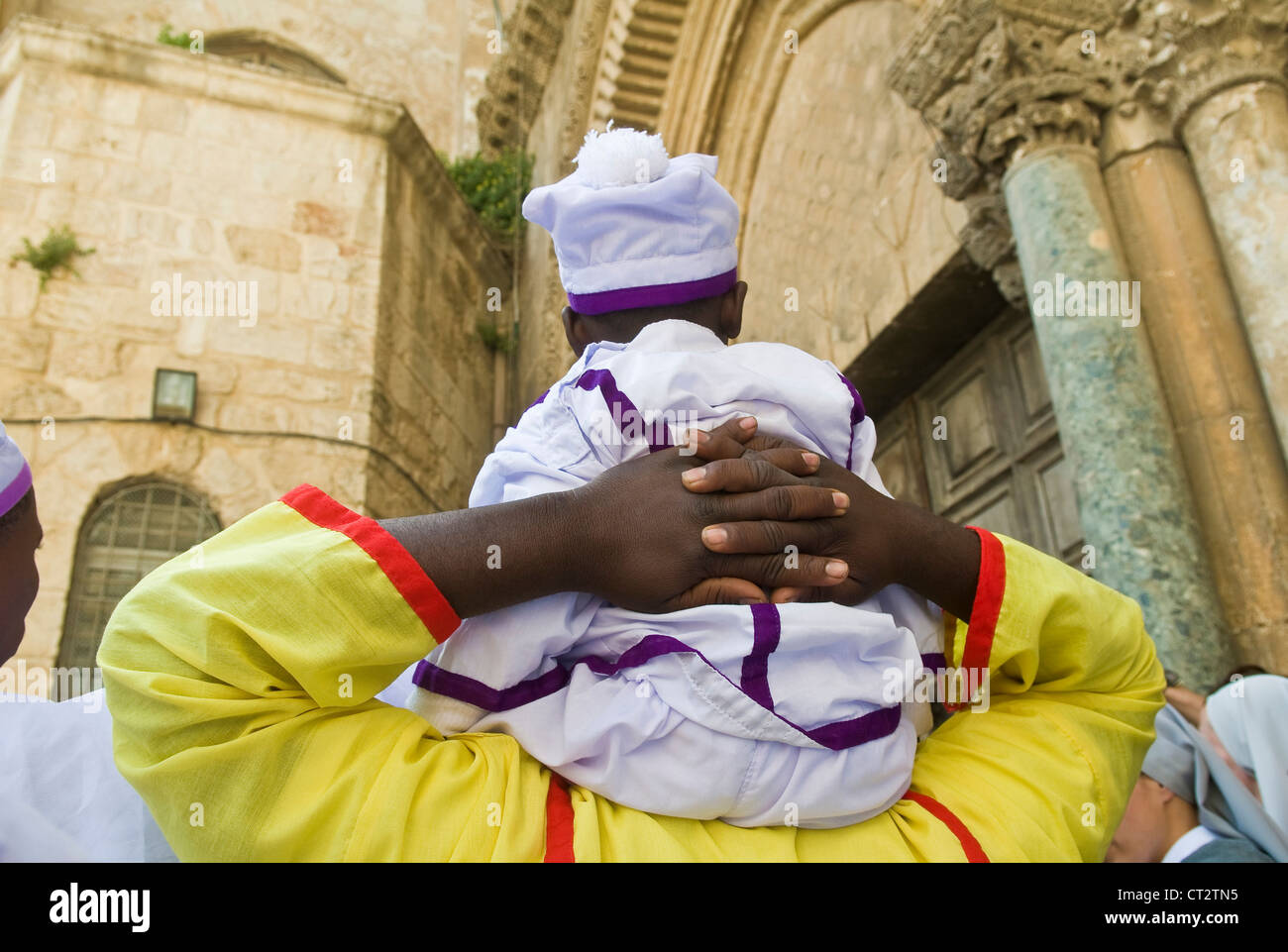 Nigerian pilgrim visit the church of the Holy Sepulcher in Jerusalem ...