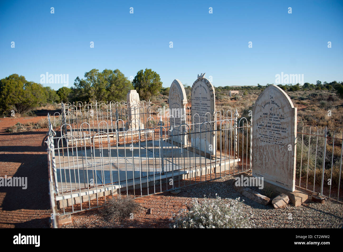 Cemetery outback australia hi-res stock photography and images - Alamy