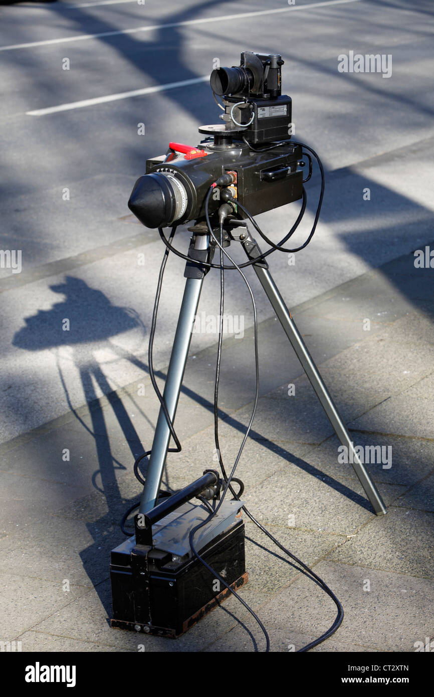 Radar control hi-res stock photography and images - Alamy