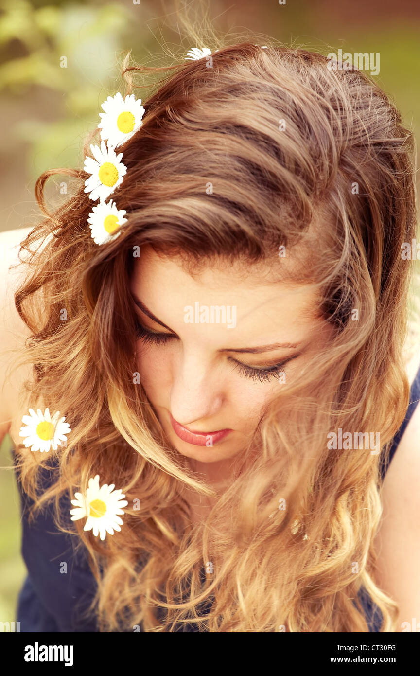 Portrait of a beautiful 20 year old woman enjoying a summer day outdoor Stock Photo - Alamy