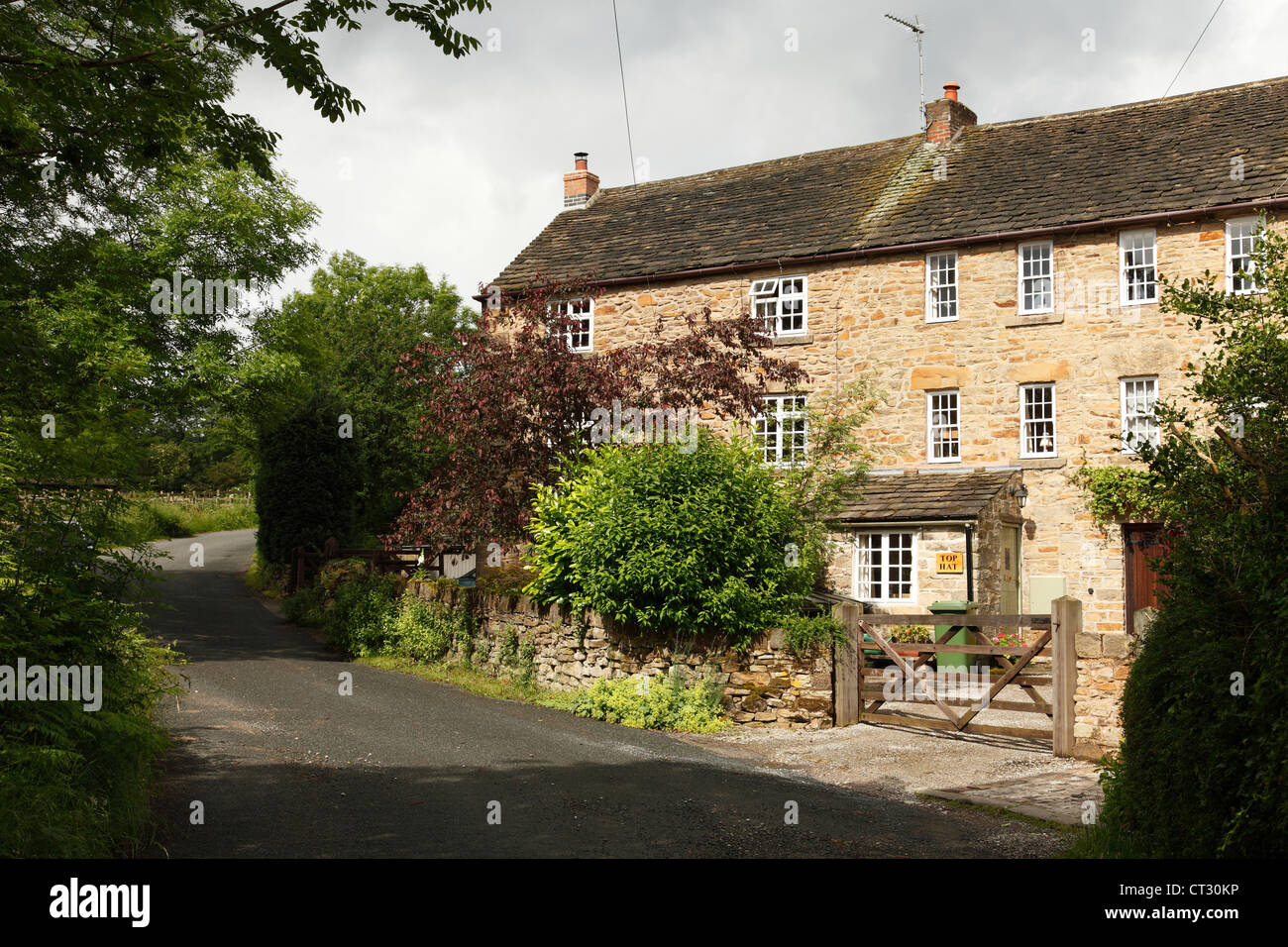 Cottages in Crich, Derbyshire, England, U.K Stock Photo - Alamy