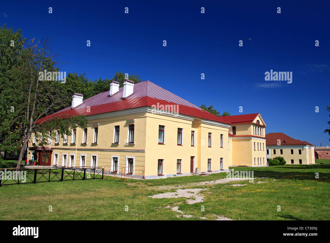 wanted building in town park Stock Photo - Alamy