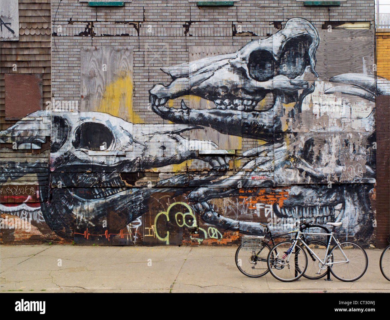 Rat graffiti art hi-res stock photography and images - Alamy