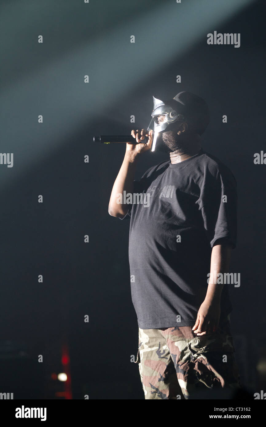 Mf doom hi-res stock photography and images - Alamy