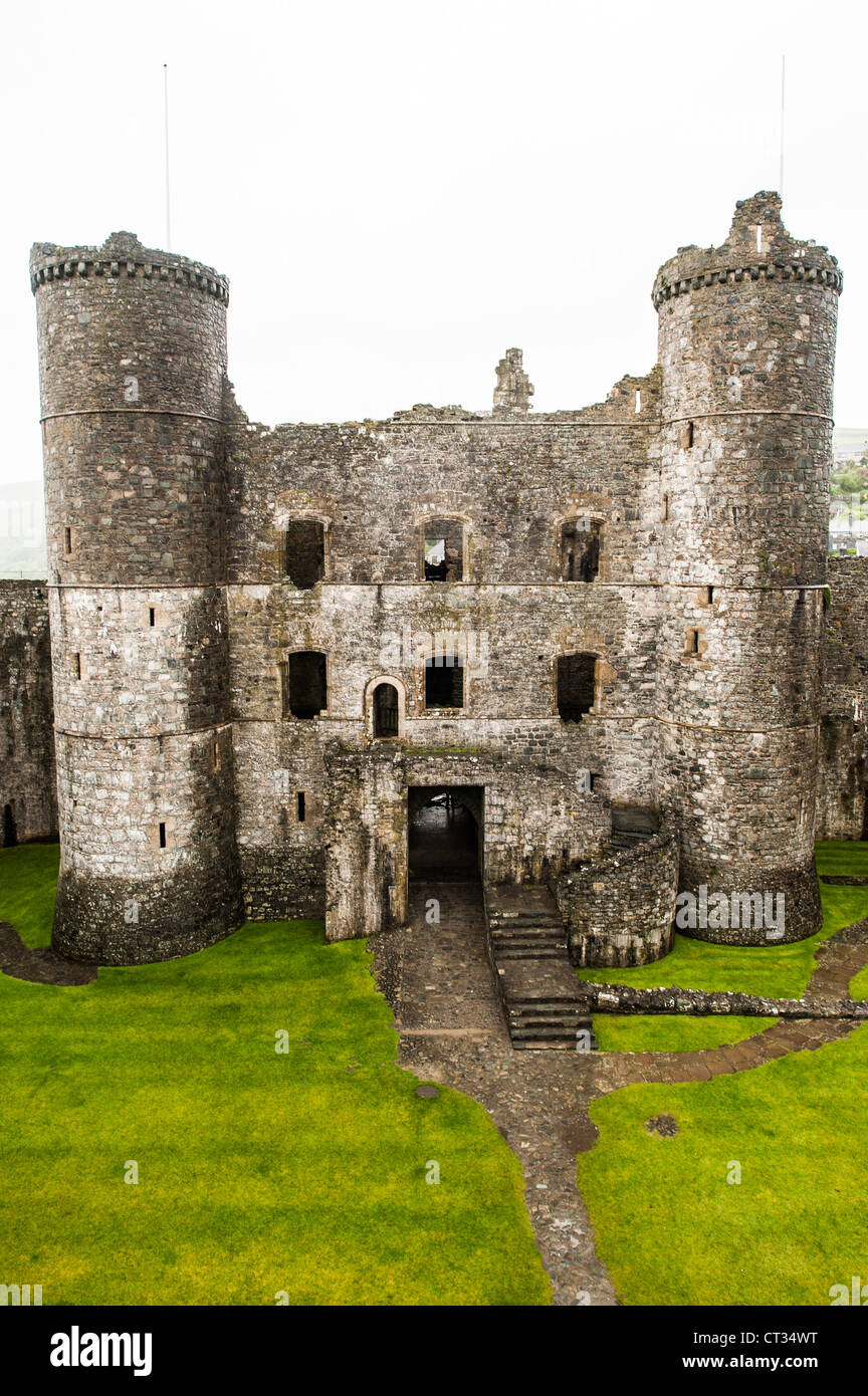 HARLECH, Wales - The courtyard and gatehouse at Harlech Castle in ...
