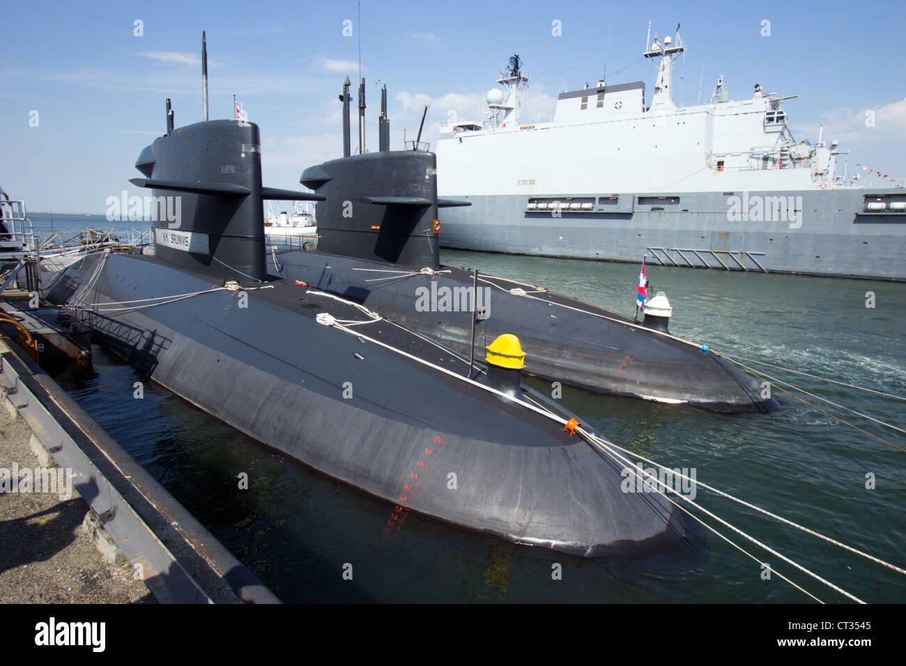 Dutch submarine hi-res stock photography and images - Alamy