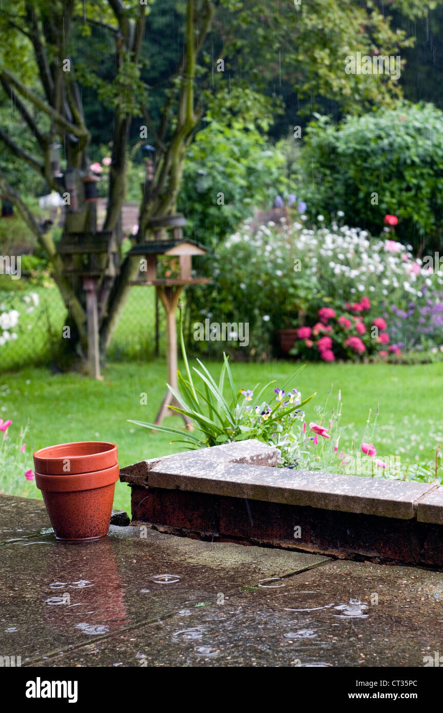 Summer rain showers hi-res stock photography and images - Alamy