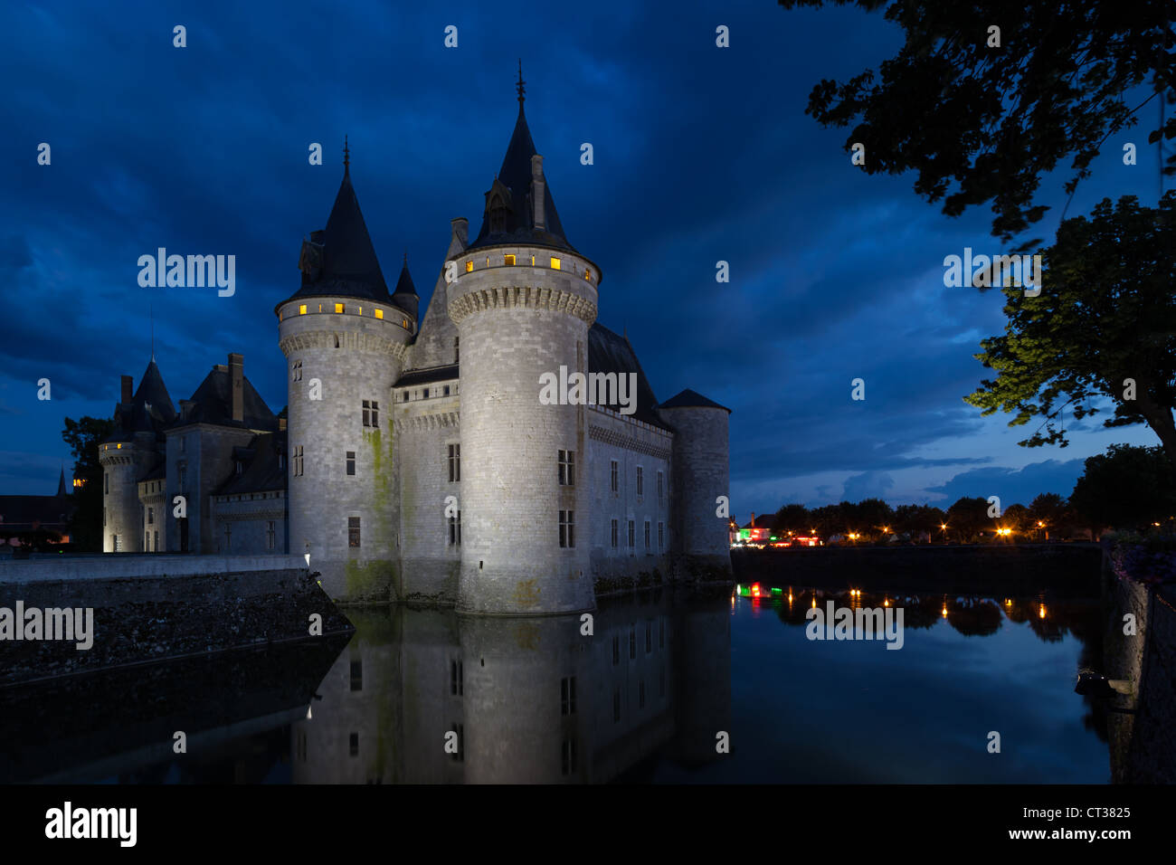 Chateau de Sully, Sully-sur-Loire, Loire river valley, France. Charles ...