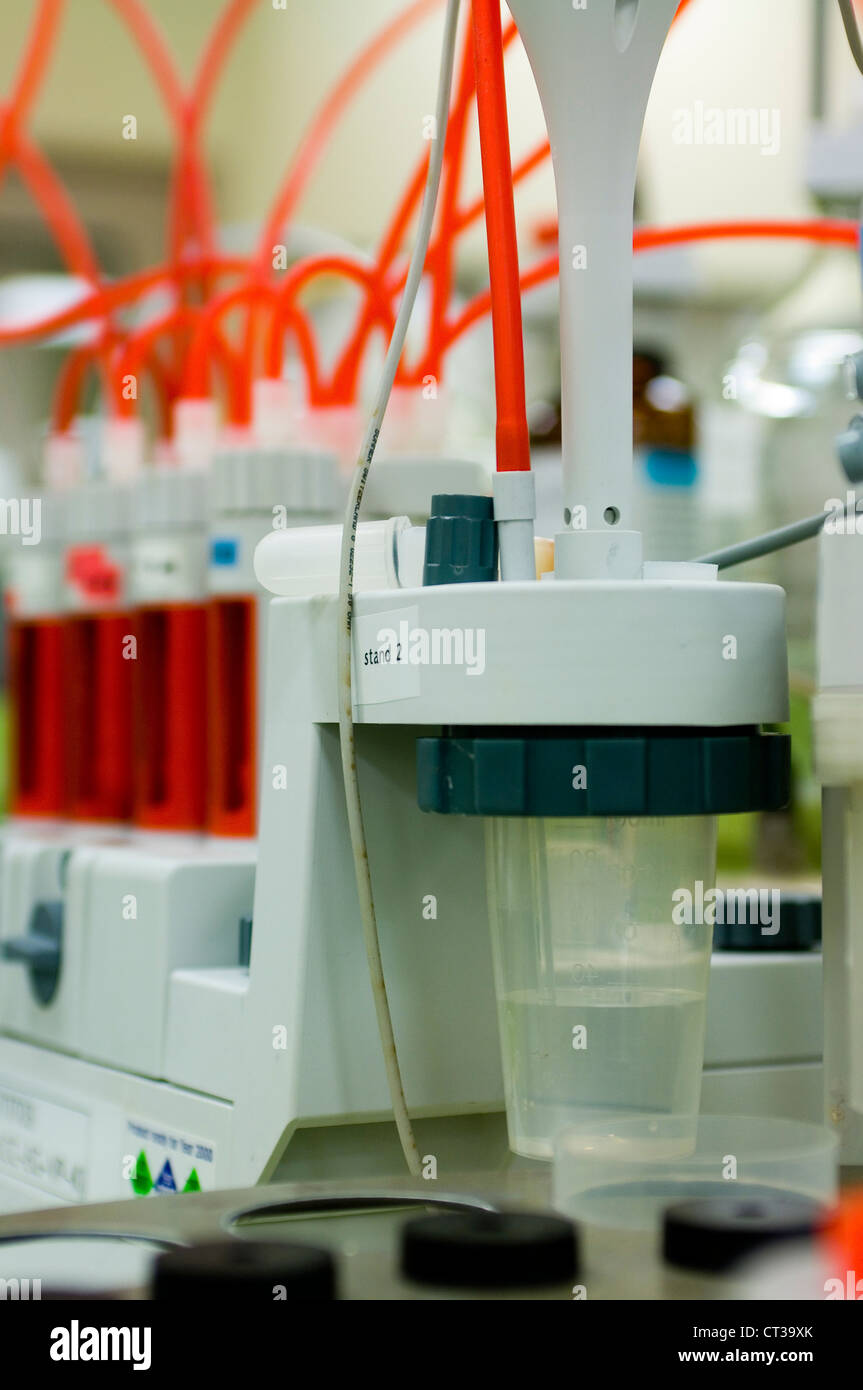 PHARMACEUTICAL INDUSTRY, LABO Stock Photo - Alamy