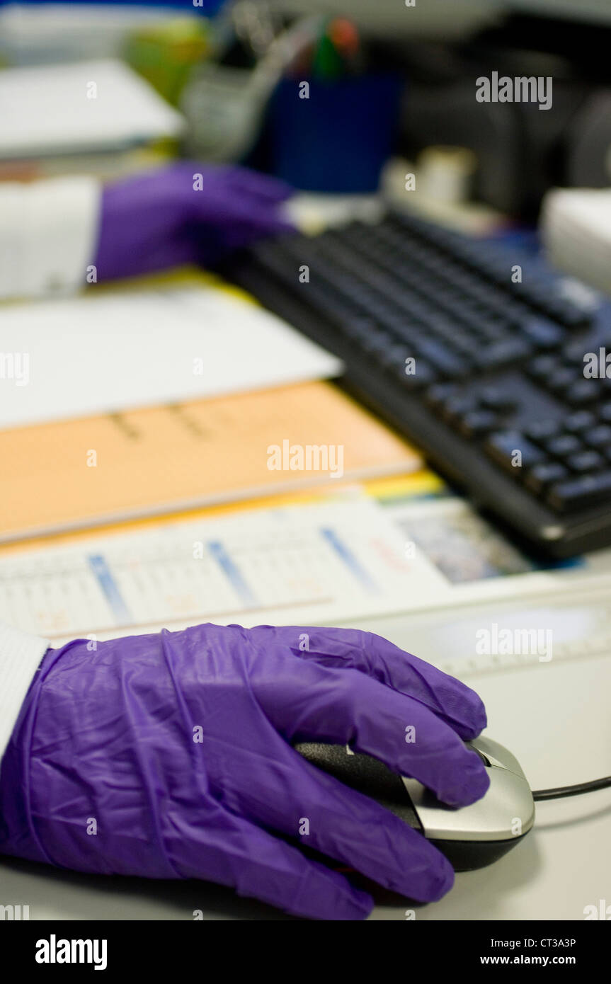 PHARMACEUTICAL INDUSTRY, LABO Stock Photo - Alamy