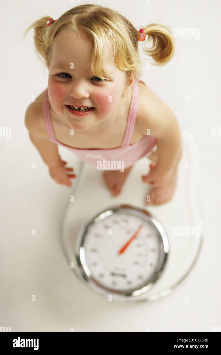 Child weight measurement hi-res stock photography and images - Alamy