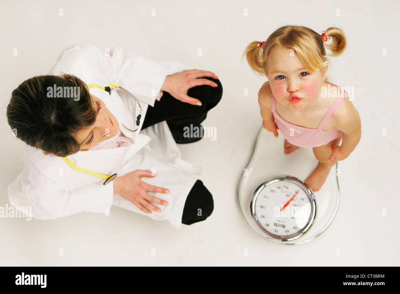 Child weight measurement hi-res stock photography and images - Alamy