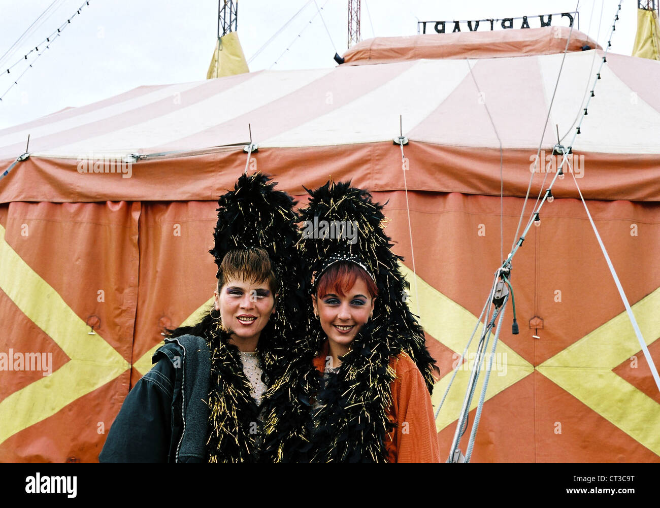 Circus acrobats costume hi-res stock photography and images - Alamy