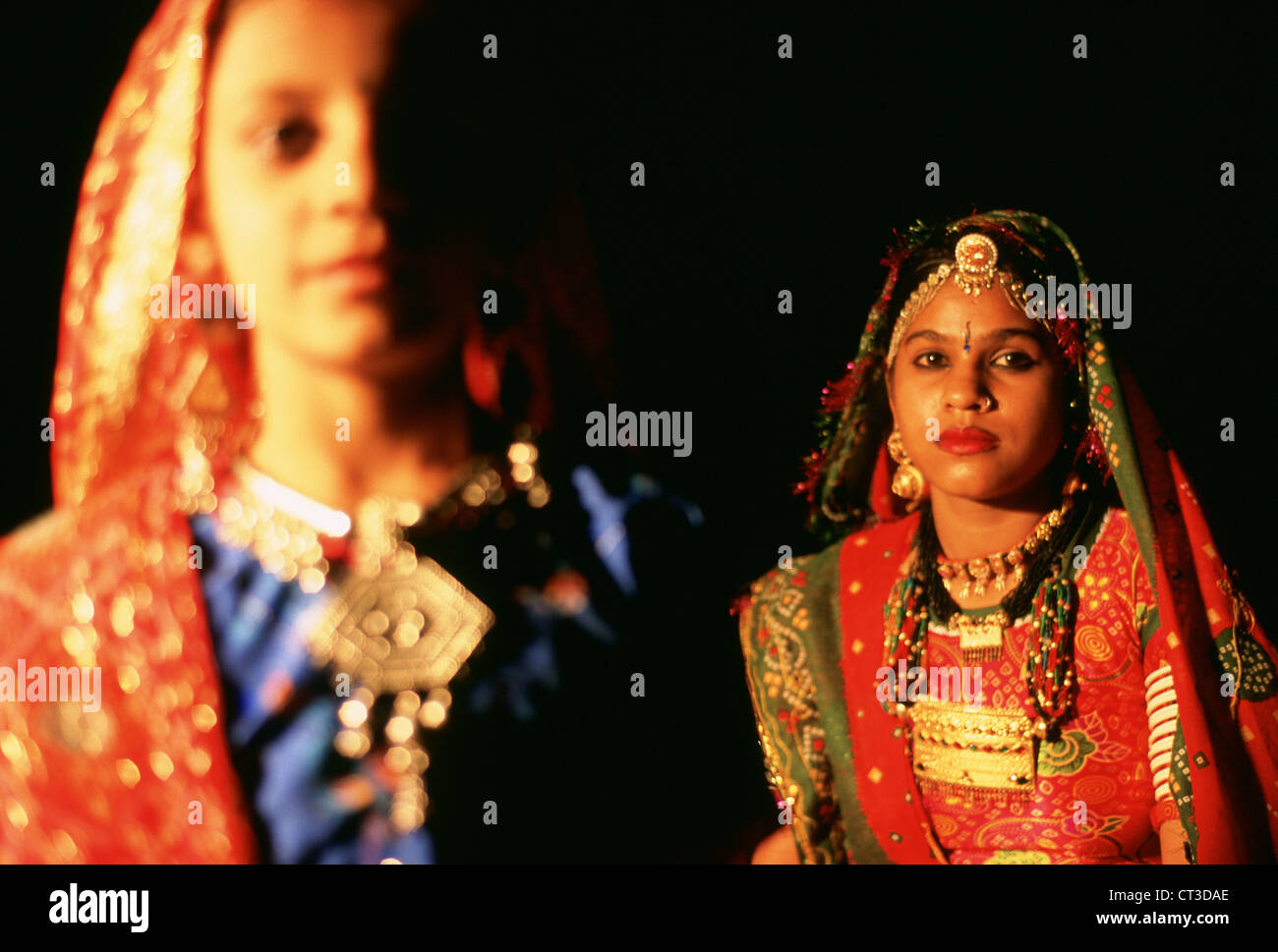 Two hindu girls dressed traditionally ( India Stock Photo - Alamy