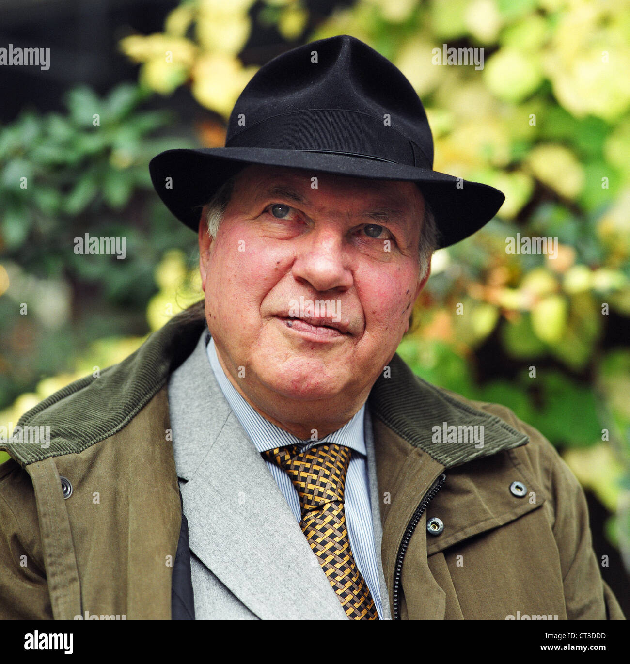 Kertesz hi-res stock photography and images - Alamy