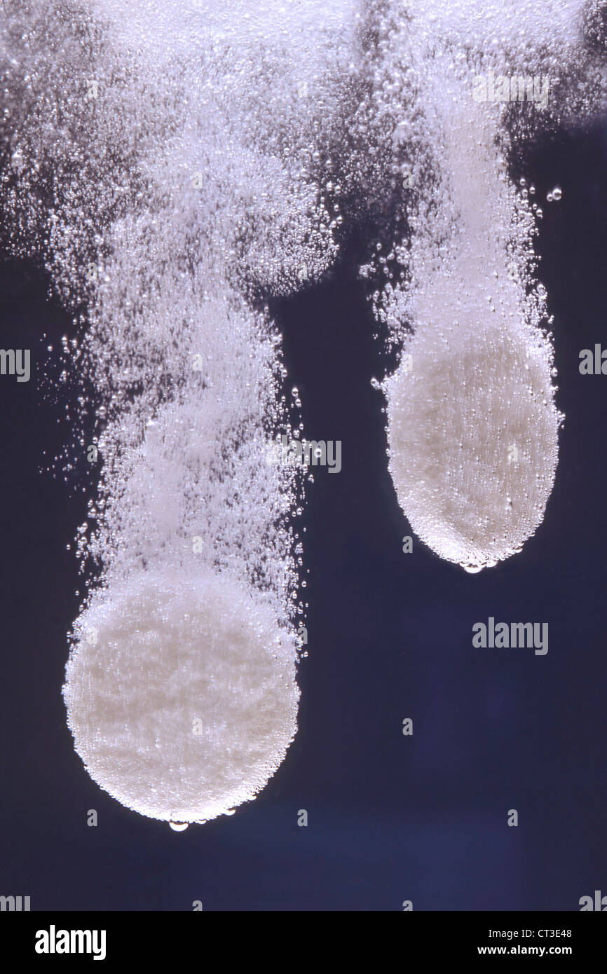 AN EFFERVESCENT TABLET Stock Photo - Alamy