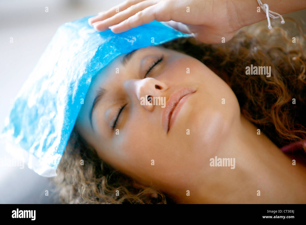 COLD THERAPY WOMAN Stock Photo - Alamy