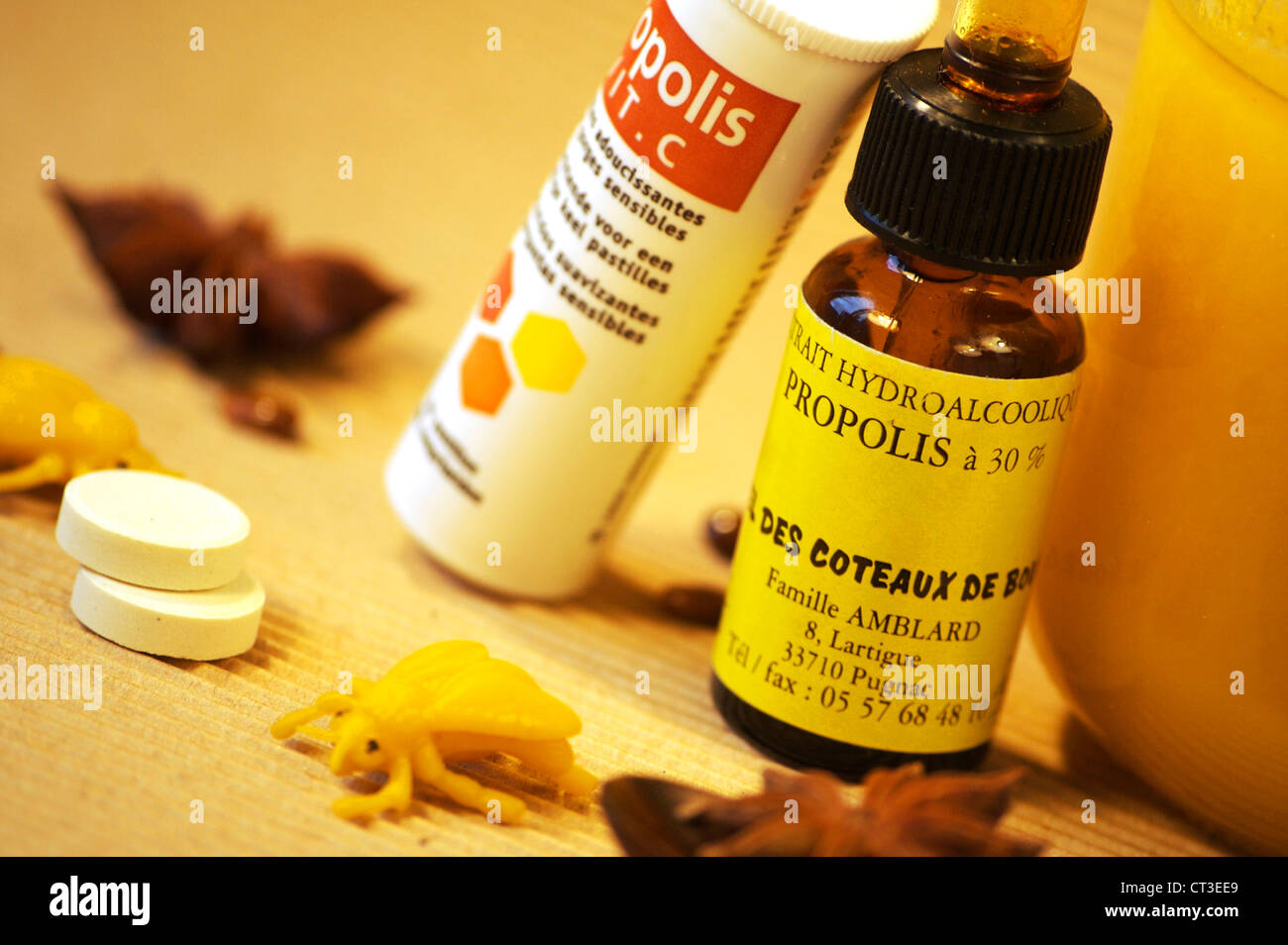 HERBAL MEDICINE, PROPOLIS Stock Photo - Alamy