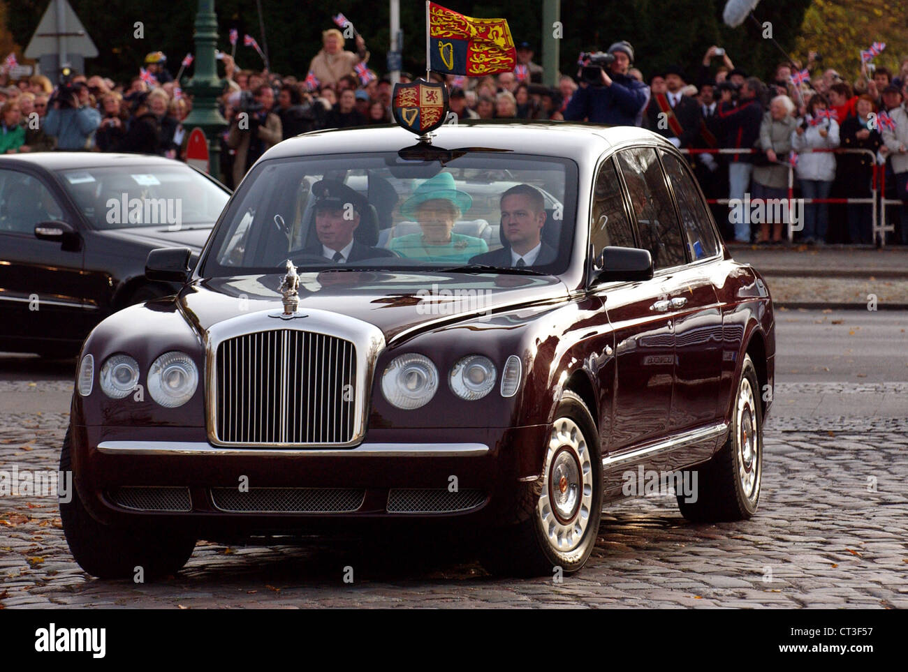 Queen Elizabeth II in Berlin Stock Photo - Alamy