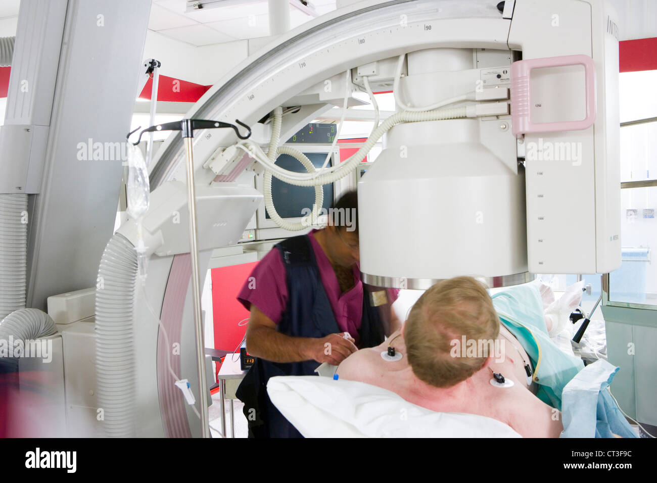 DIGITAL ANGIOGRAPHY MACHINE Stock Photo - Alamy