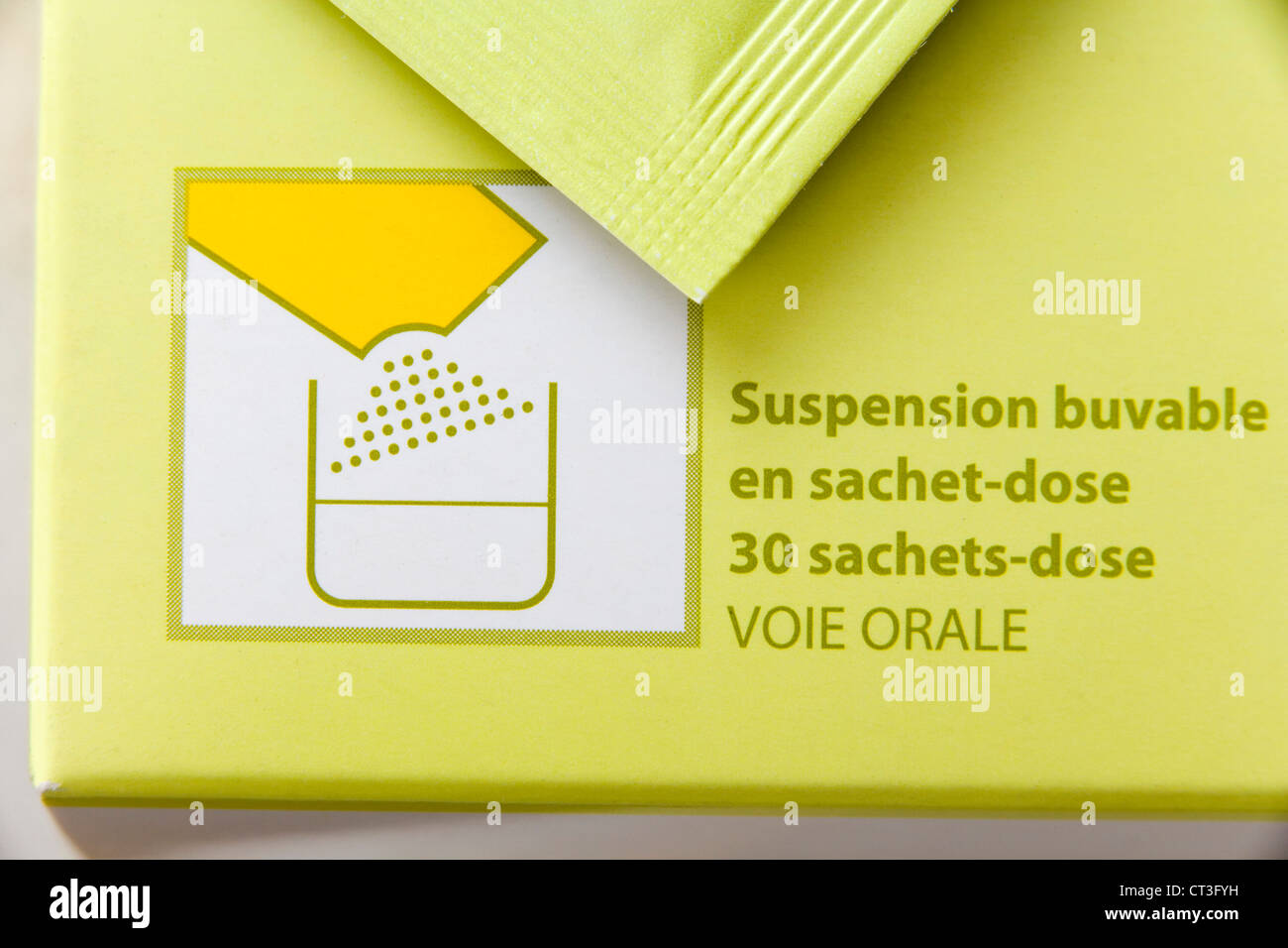 Packet of drugs hi-res stock photography and images - Alamy