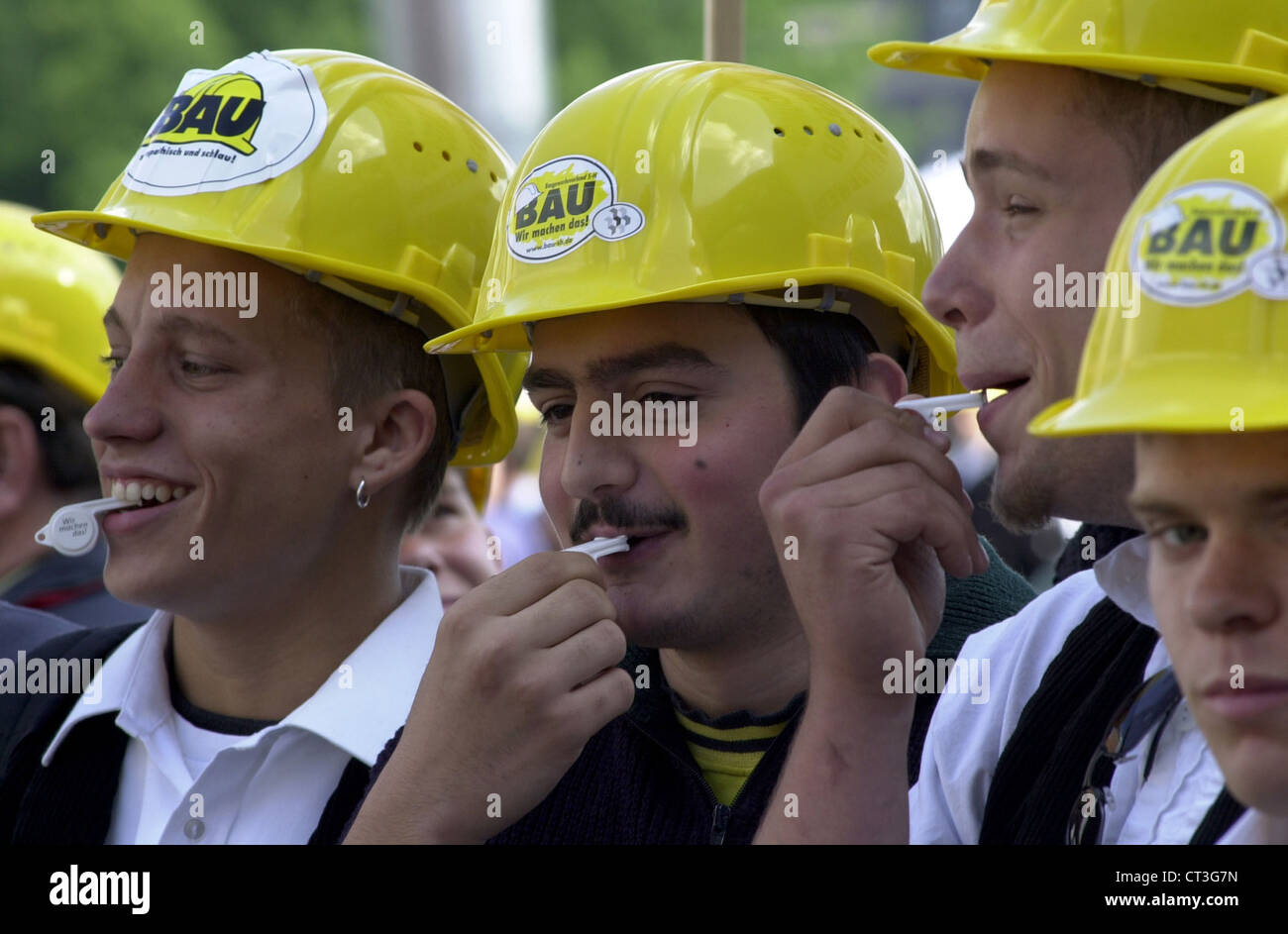 Kiel, demonstration of construction workers Stock Photo - Alamy