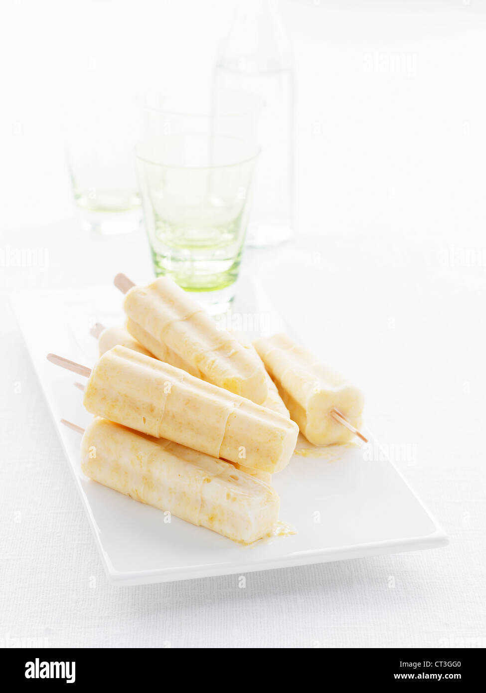 Popsicle stick container hi-res stock photography and images - Alamy