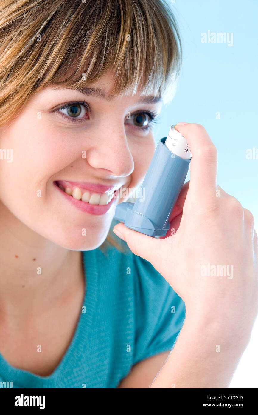 ASTHMA TREATMENT, WOMAN Stock Photo - Alamy
