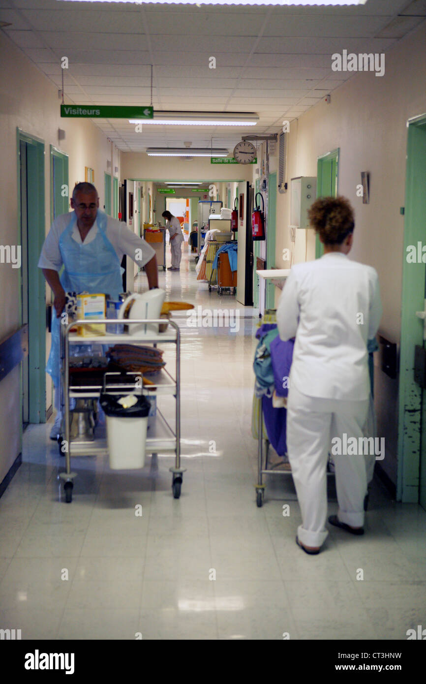 INTERIOR OF A HOSPITAL Stock Photo - Alamy